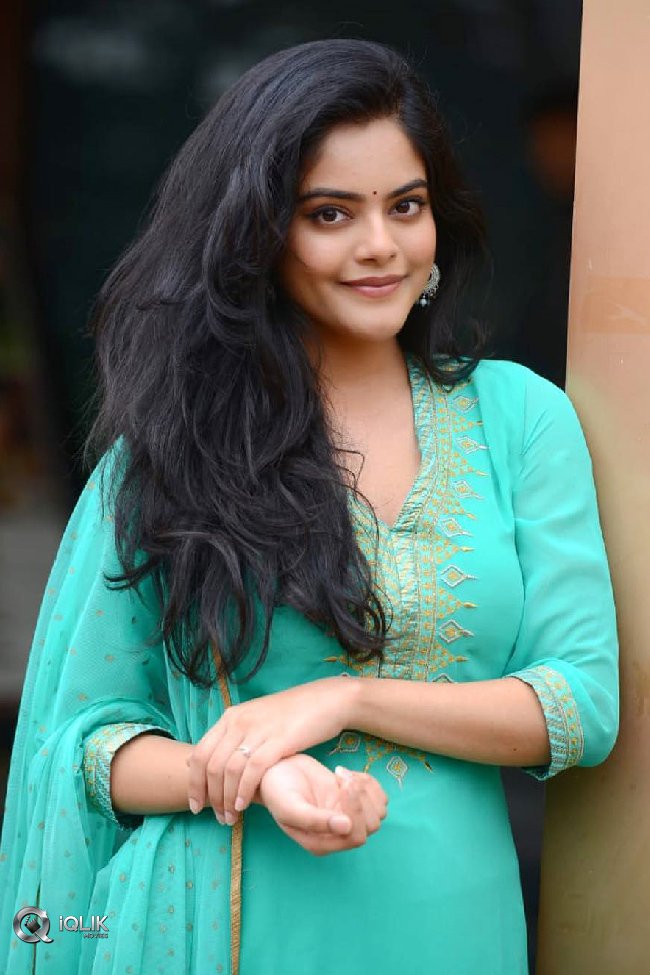 Riddhi Kumar Latest Photoshoot